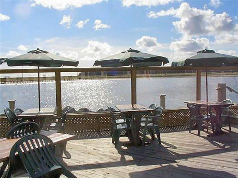 Boondocks Restaurant - Discover Halifax